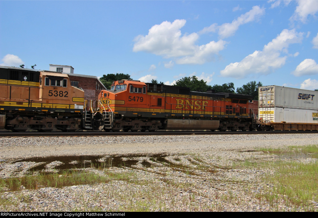 BNSF 5479